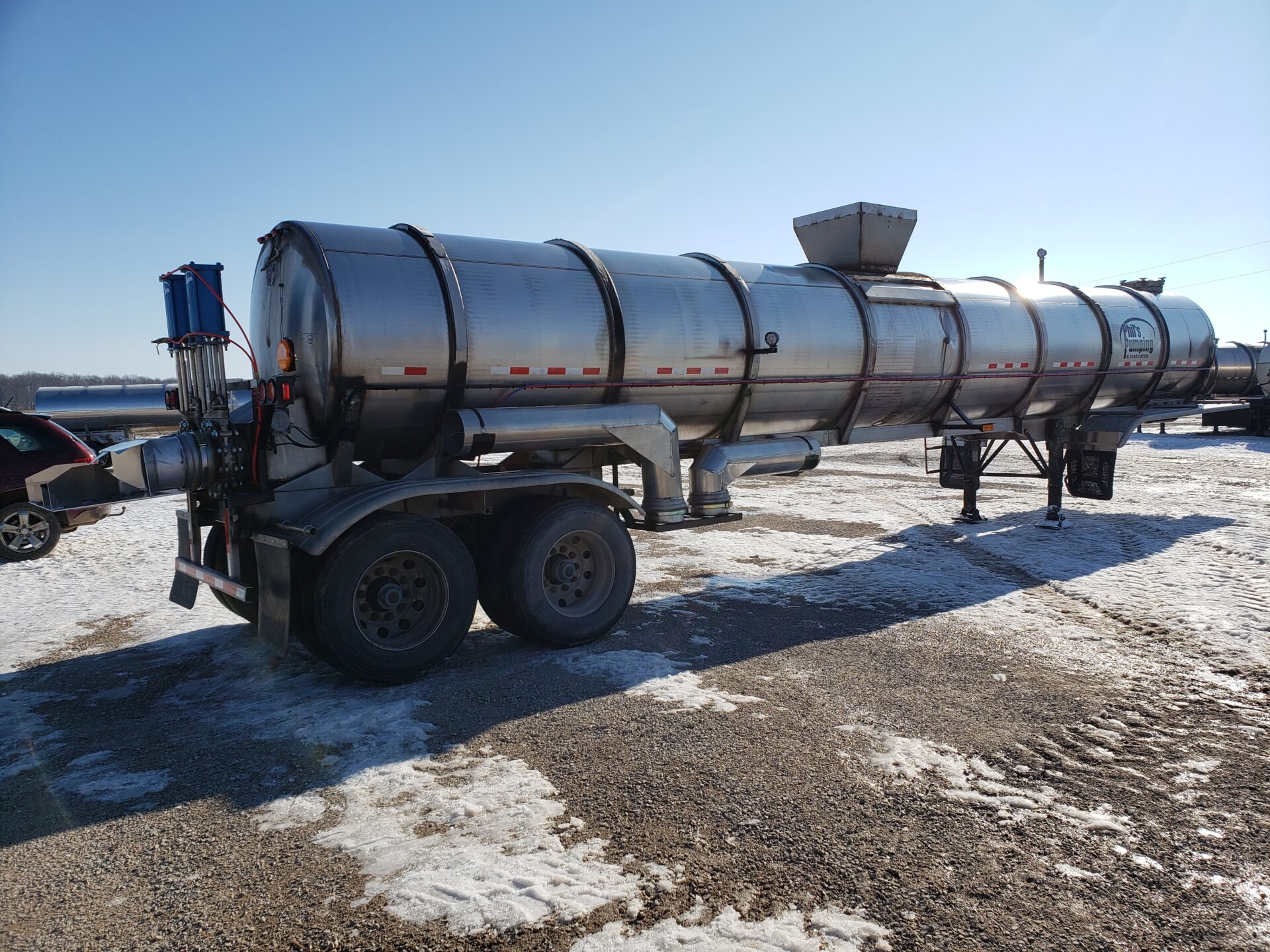 T-106 2006 West-Mark 6400 Gallon Stainless Semi Tanker - Phil's Pumping ...