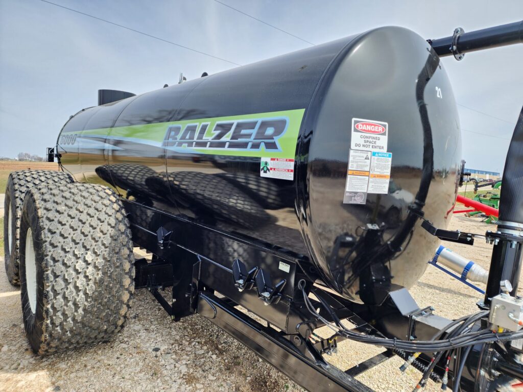 New Balzer #21 6000 Gallon Tanker - Phil's Pumping and Fabricating