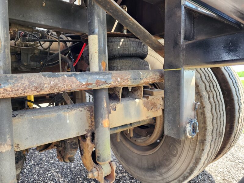 T-134/U-4655 2000 Engle 6500 Gallon Stainless Steel Semi Tanker - Phil ...